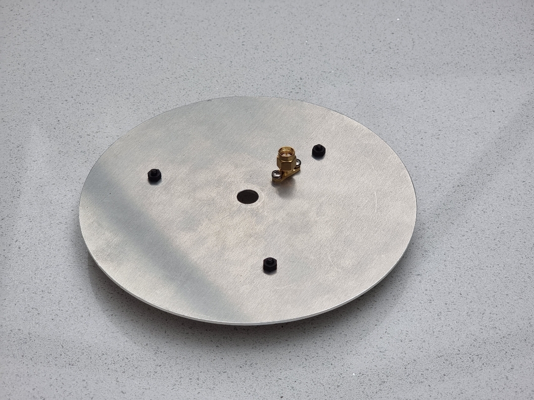 Assembling Alex Pettit’s Hydrogen Line Yagi antenna – astronomy.me.uk ...