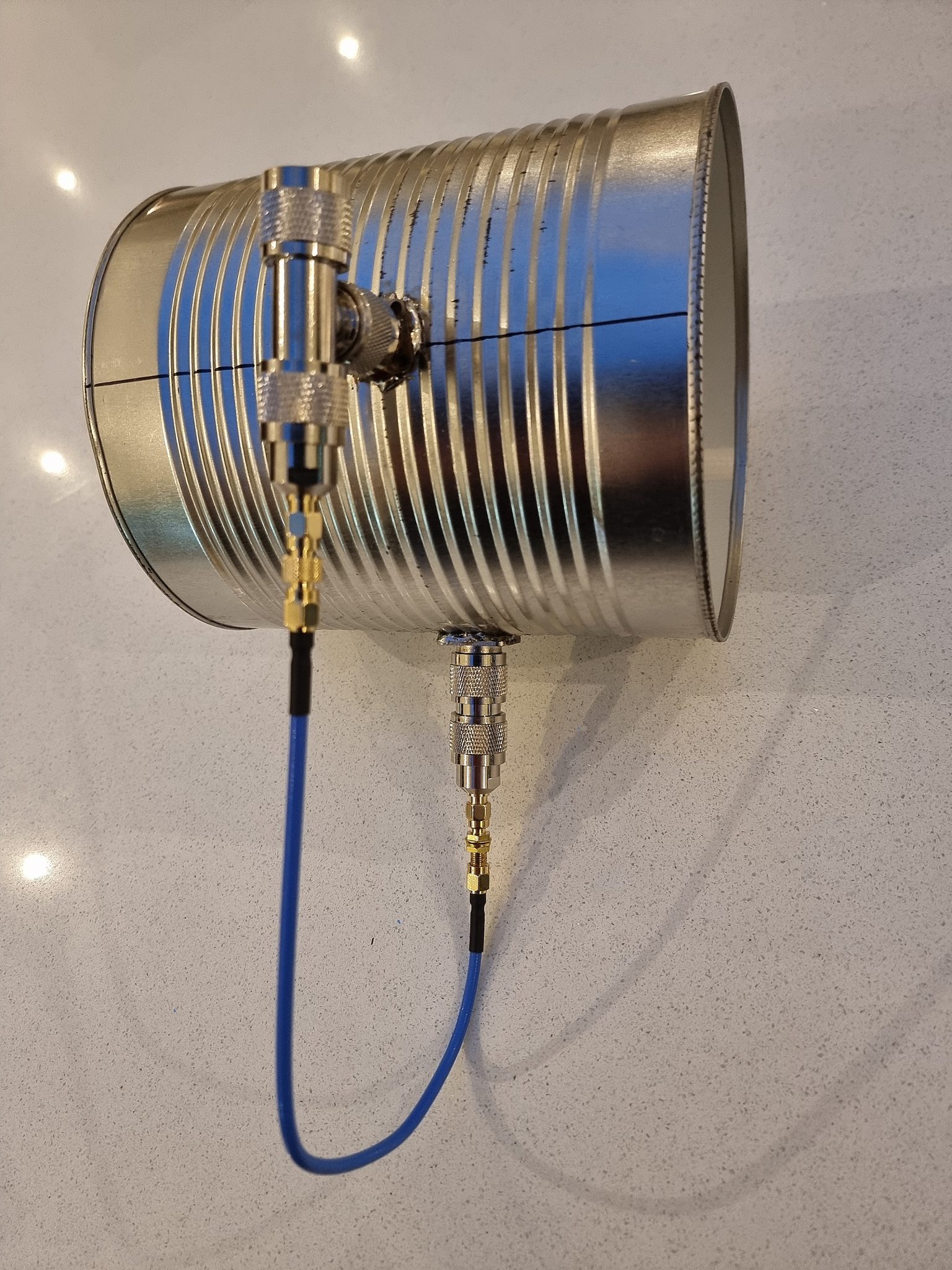 Adding second monopole onto 1420 MHz cantenna at 90 degrees to first ...